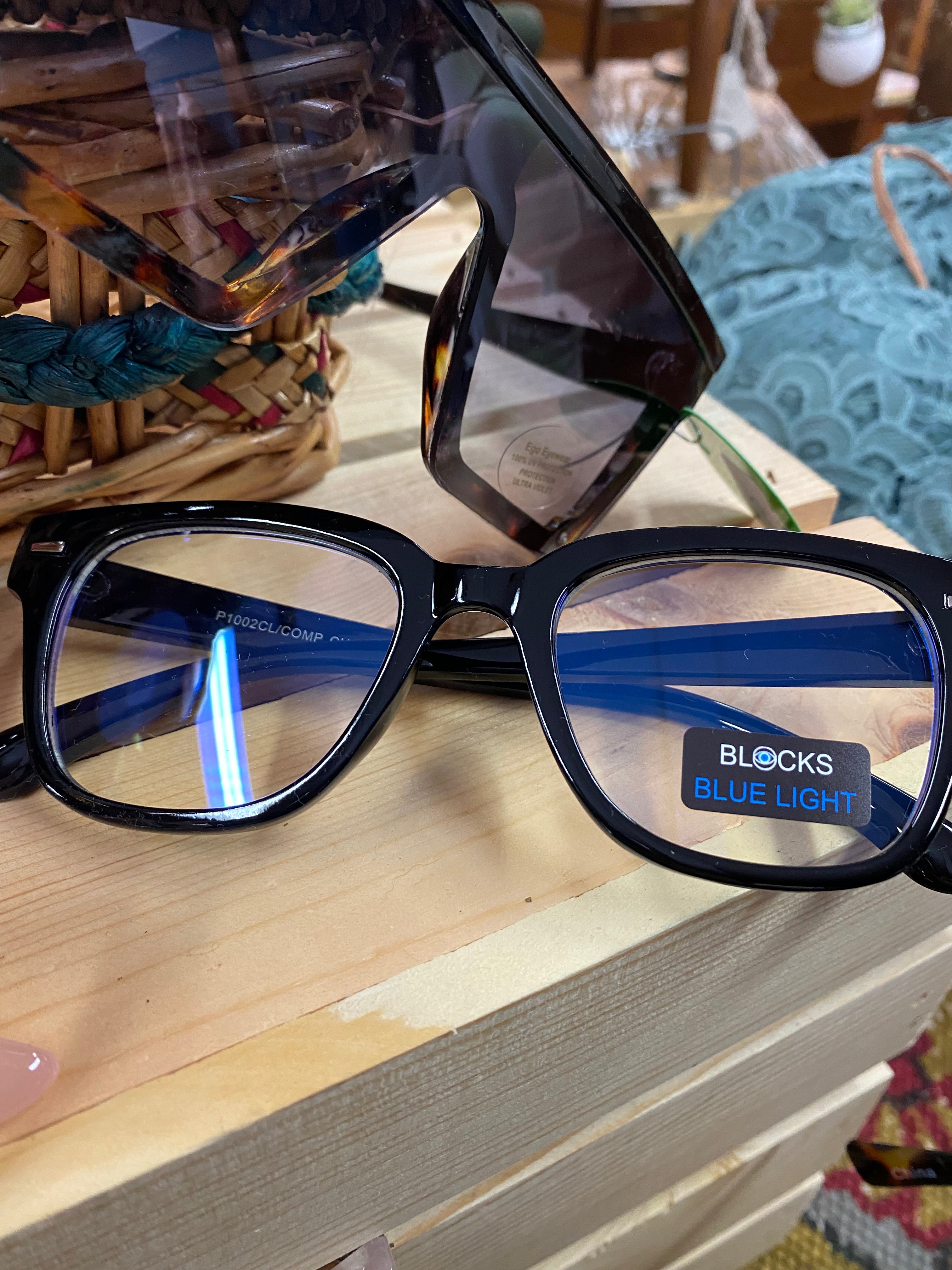Blue Light Glasses – Hunter Bleu